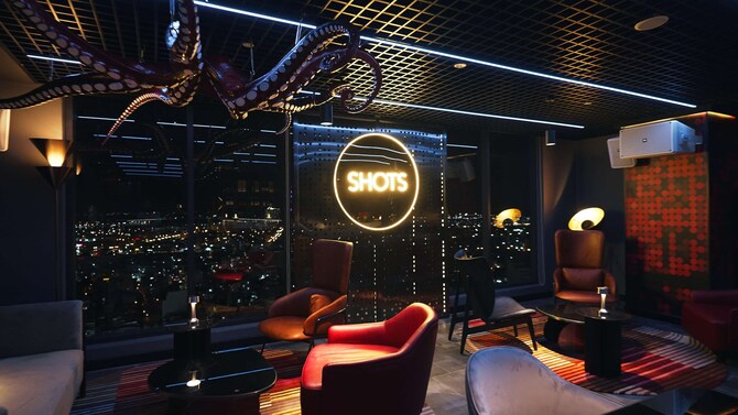 Discover our all-day dining and rooftop bar | Radisson RED Danang