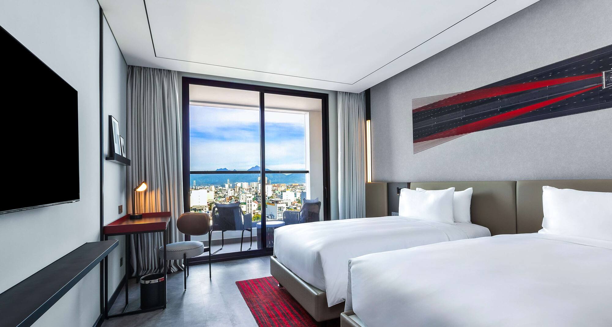 Inspiring rooms and suites with a modern twist | Radisson RED Danang