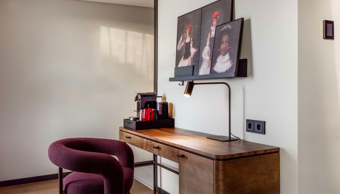 Inspiring rooms and suites with memorable amenities | Radisson Hotels