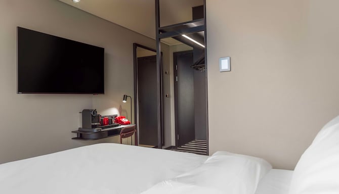 Book a stylish stay in Finland's capital | Radisson RED Helsinki