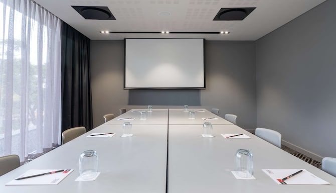 Successful meetings and events near Johannesburg | Radisson RED