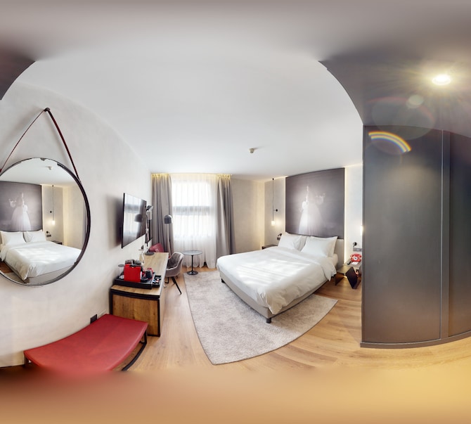 Comfortable and cool rooms in Madrid city center | Radisson RED Madrid