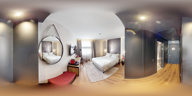 Comfortable rooms in Madrid city center | Radisson RED Madrid