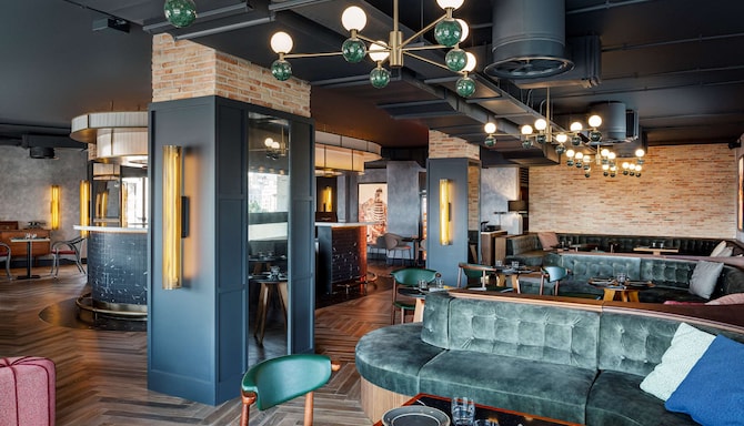 Deliciosa gastronomía en el Radisson RED Madrid | Radisson Hotels