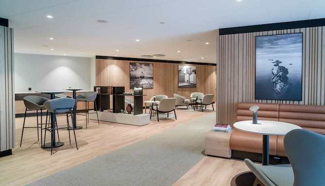 Technology & amenities at Radisson RED Oslo Airport | Radisson Hotels