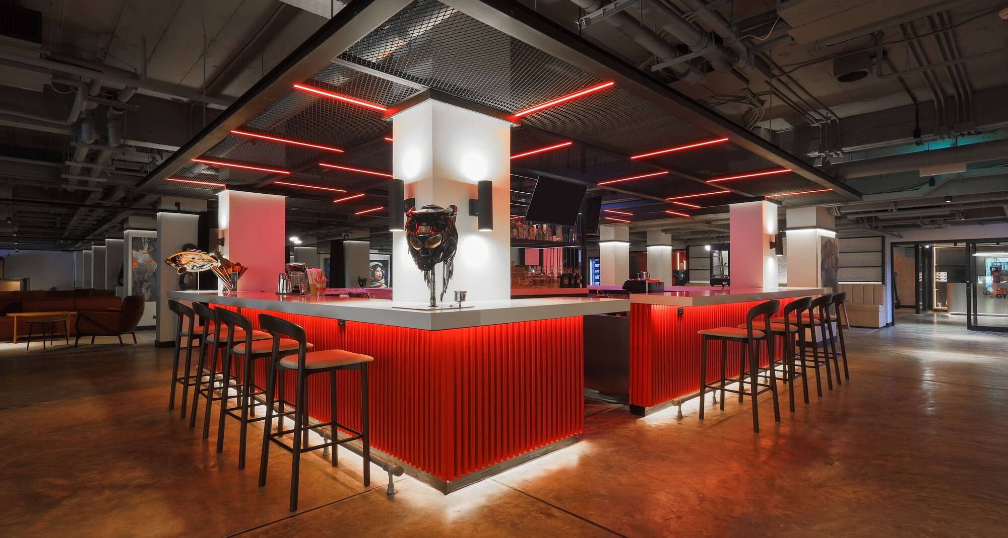 Restaurants & Bars | Radisson RED Phuket Patong Beach