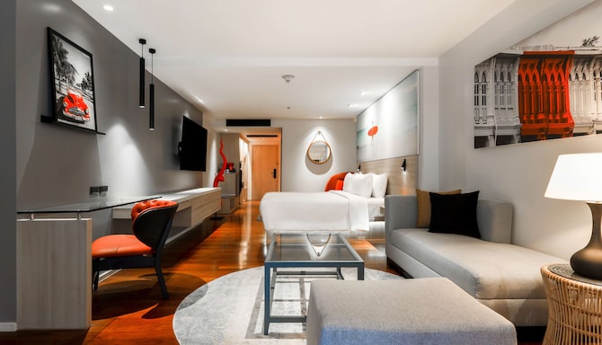 Vibrant rooms and suites | Radisson RED Phuket Patong Beach