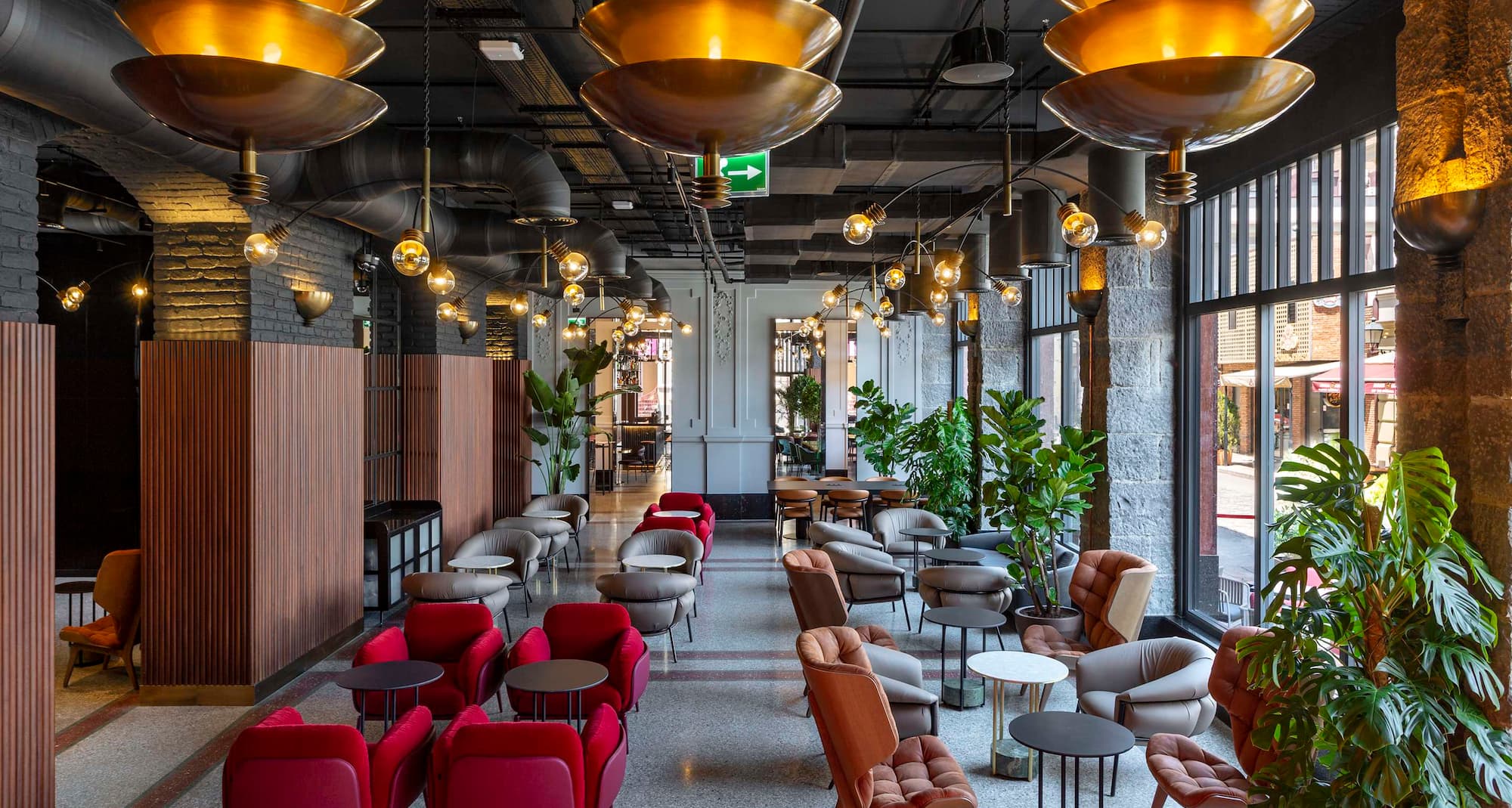 Restaurant, café, and bar in Tbilisi | Radisson RED Tbilisi