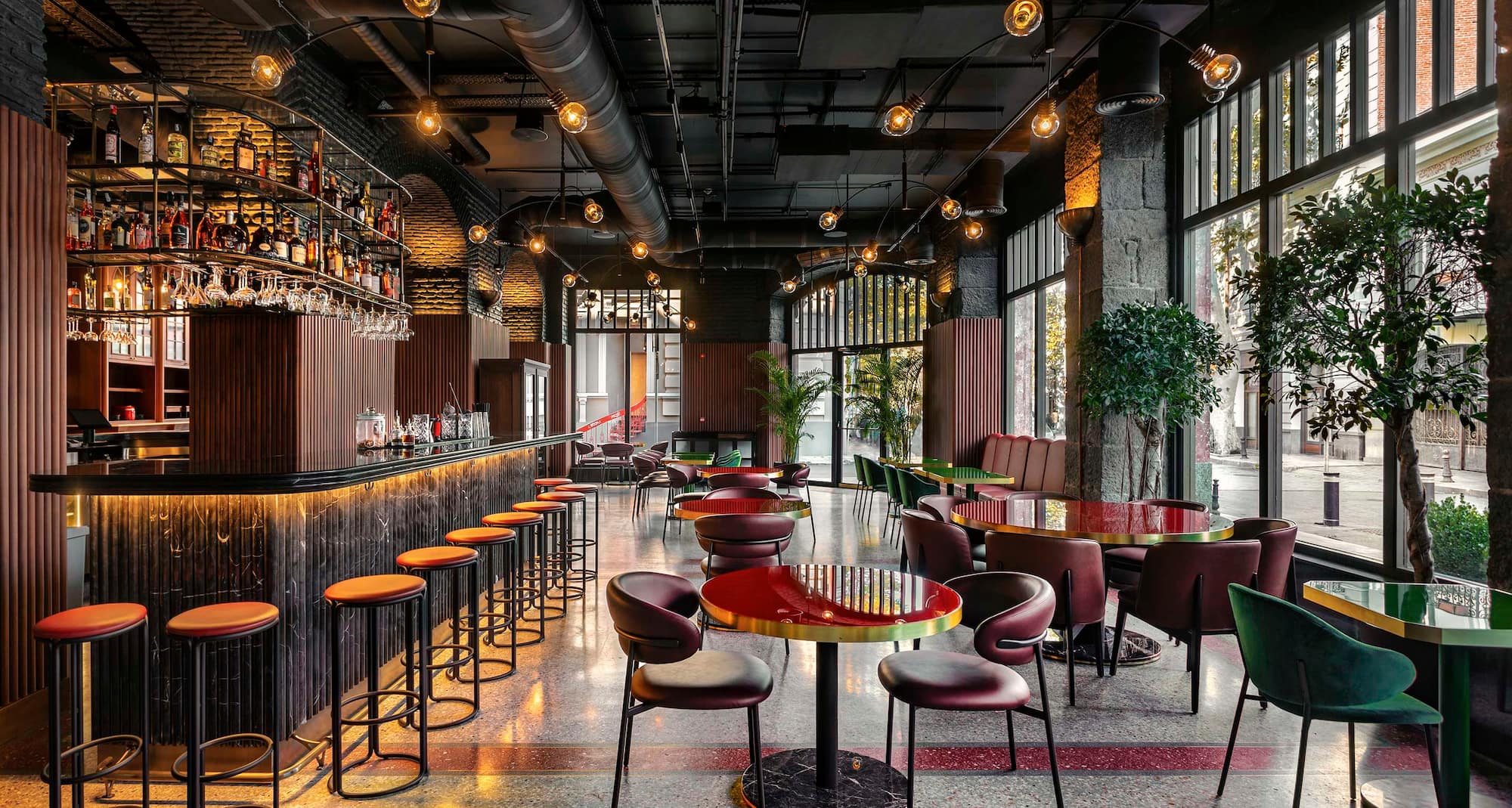 Restaurant, café, and bar in Tbilisi | Radisson RED Tbilisi