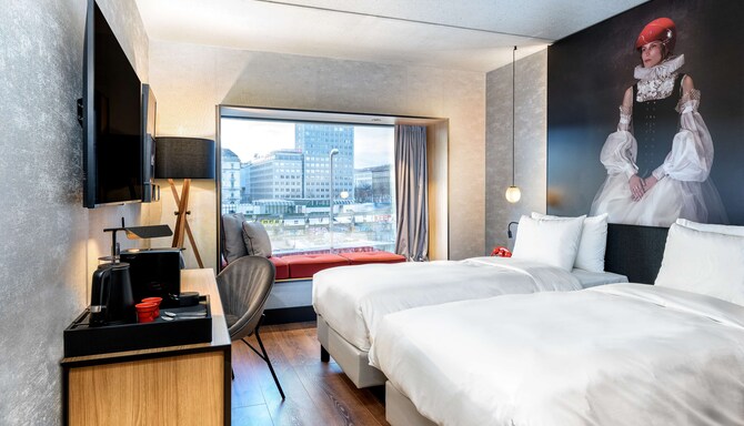Stay at the Radisson RED Vienna near Schottenring | Radisson Hotels