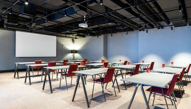 Hotel in Vienna near Schottenring | Radisson RED Vienna