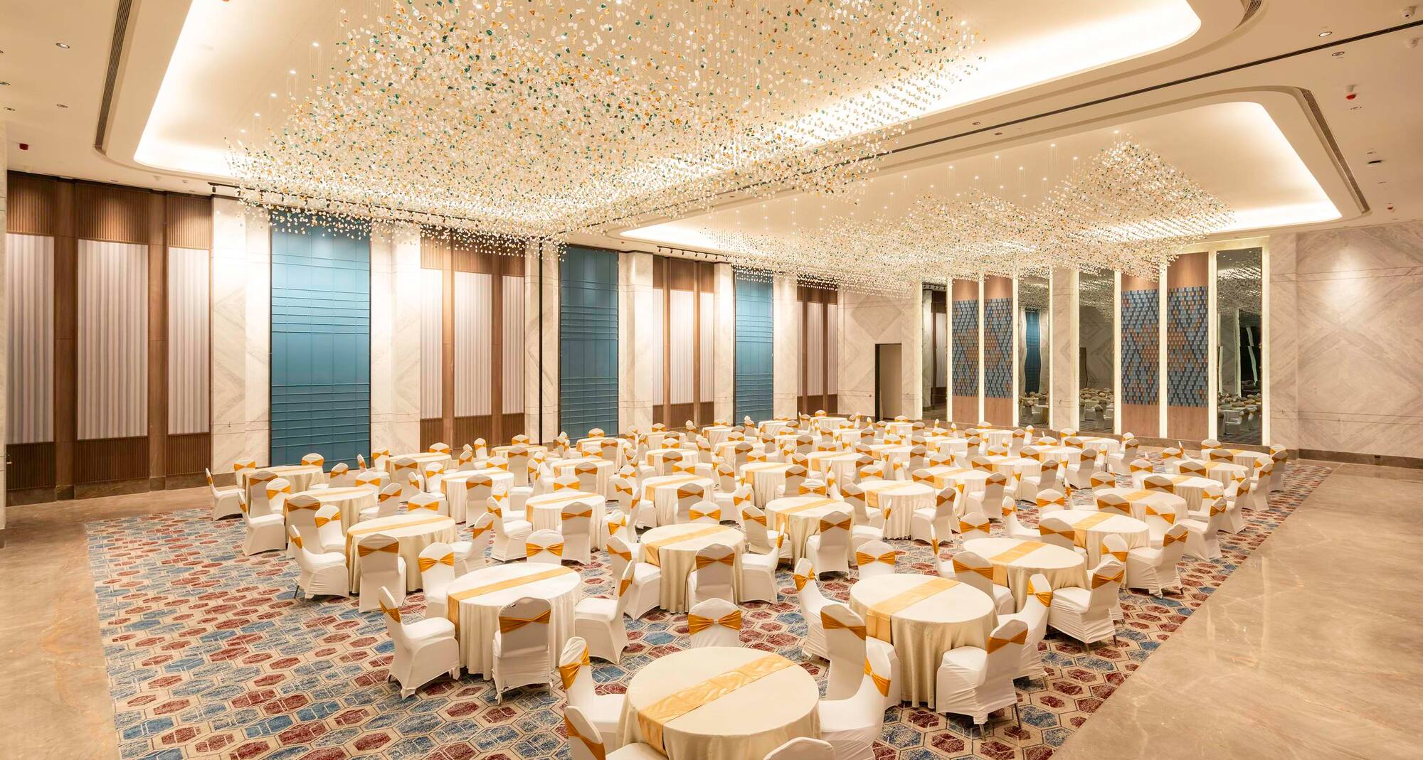 Food & Beverage | Radisson Resort Hatgad Saputara