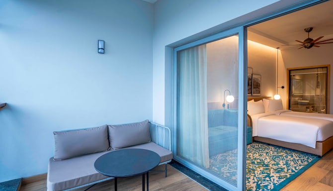 Comfortable rooms with contemporary comforts in Nashik | Radisson Hotels