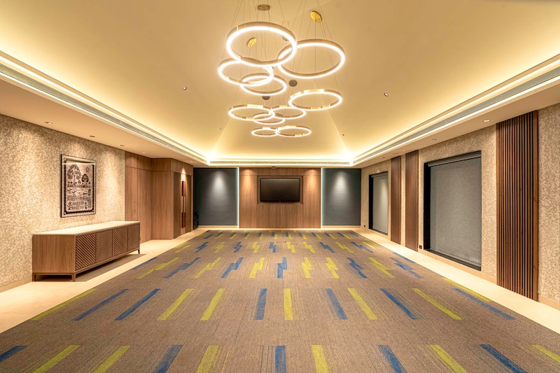 Modern meeting and event venues in Hatgad | Radisson Hotels