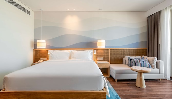 Stylish rooms and beachfront villas in Mui Ne | Radisson Resort Mui Ne