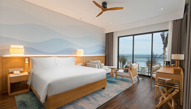 Stylish rooms and beachfront villas in Mui Ne | Radisson Resort Mui Ne