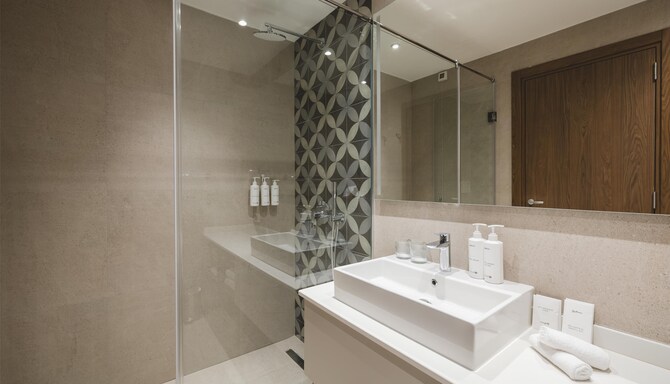 Modern rooms on the Adriatic coast | Radisson Resort Ruza Vjetrova