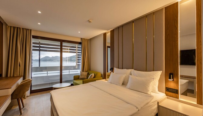 Modern rooms on the Adriatic coast | Radisson Resort Ruza Vjetrova