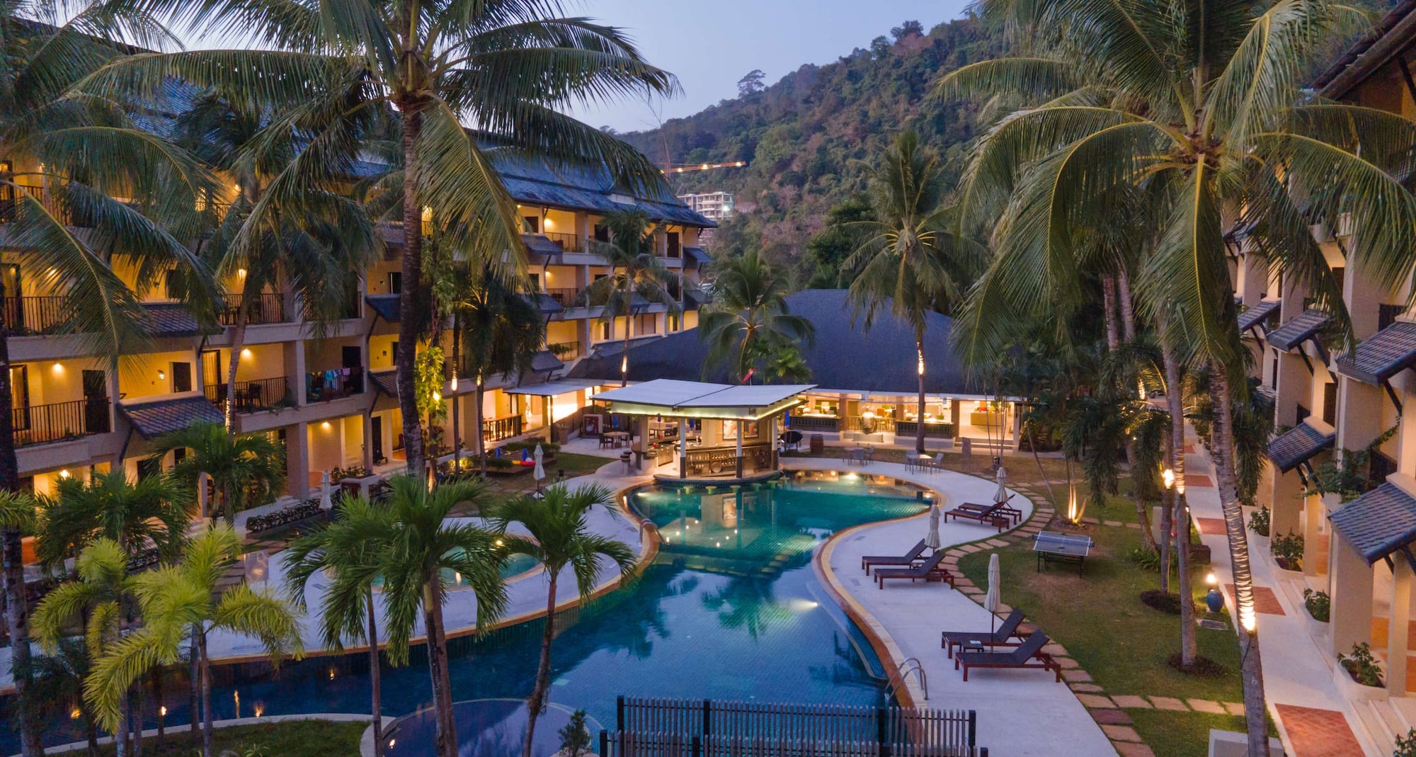 Modern suites in luscious Phuket | Radisson Resort & Suites Phuket
