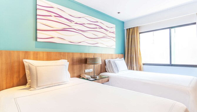 Modern suites in luscious Phuket | Radisson Resort & Suites Phuket