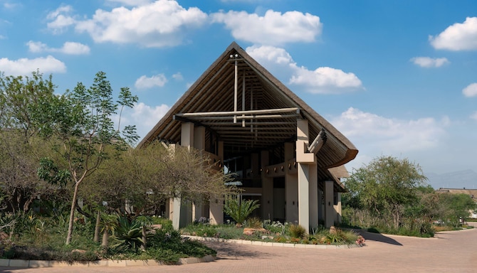 Unwind at Amani Spa | Radisson Safari Hotel Hoedspruit