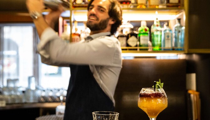 Vibrant dining experiences | Radisson Hotels