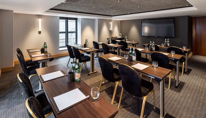 Experience our Manchester venues | Radisson Hotels