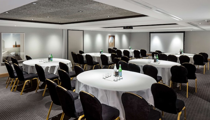 Experience our Manchester venues | Radisson Hotels