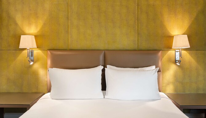 Luxury Suites London | Mayfair Hotel London Radisson Collection