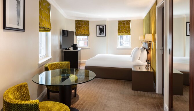 Luxury Suites London | Mayfair Hotel London Radisson Collection