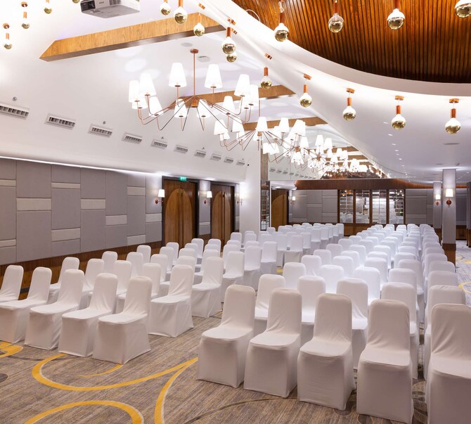 Reserve our flexible meeting room in Mussoorie | Radisson Hotels