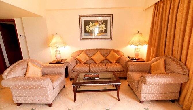 Hotel rooms & suites in Katra | Radisson Hotels